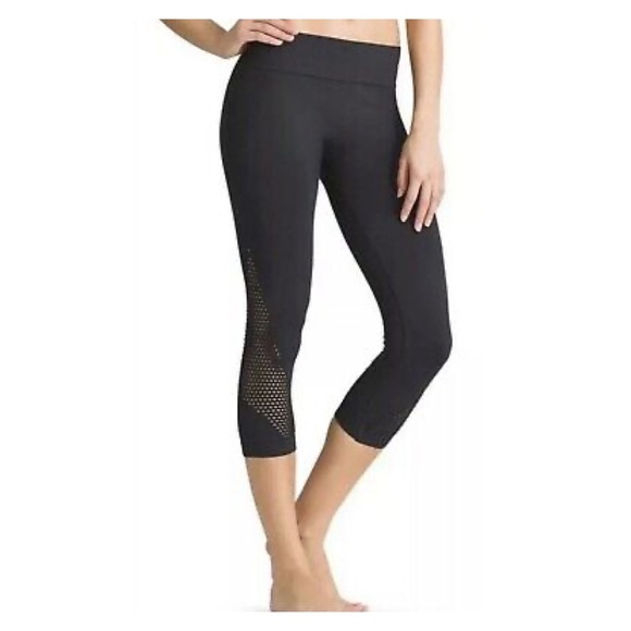Athleta | Pants & Jumpsuits | Athleta Breakthrough Laser Cut Capri S ...